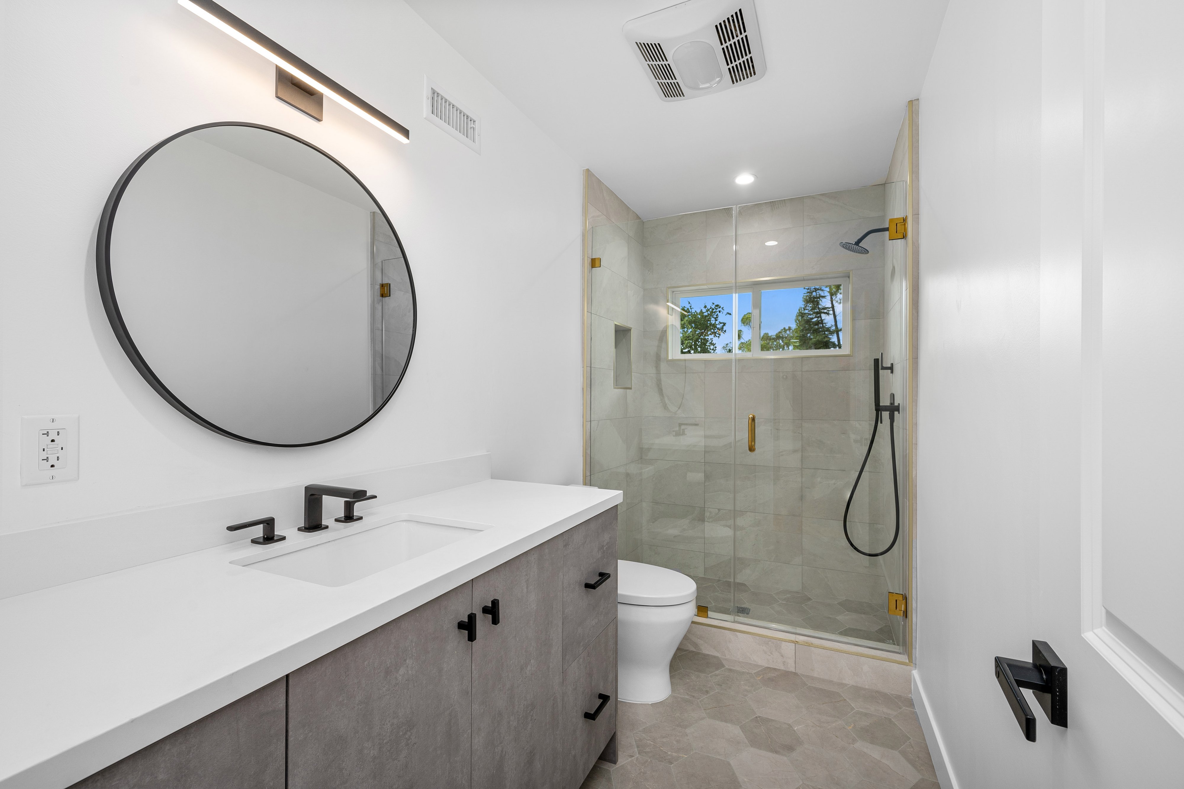 Indianapolis Bath & Shower Remodeling Pros | Indy Affordable Baths